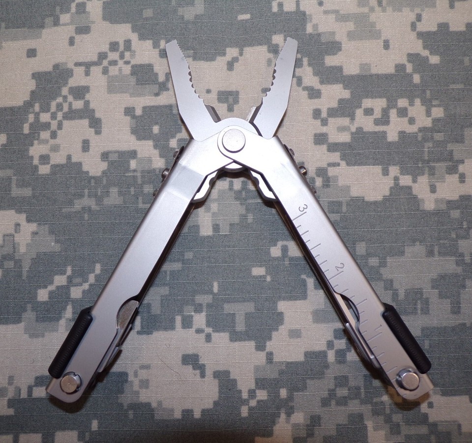Gerber Multi-Plier Multi-Lock Pocket Knife Bluntnose MP 600 Stainless ...