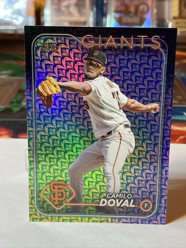 Giants Camilo Doval Easter Parallel Trading Card #213 | eBay