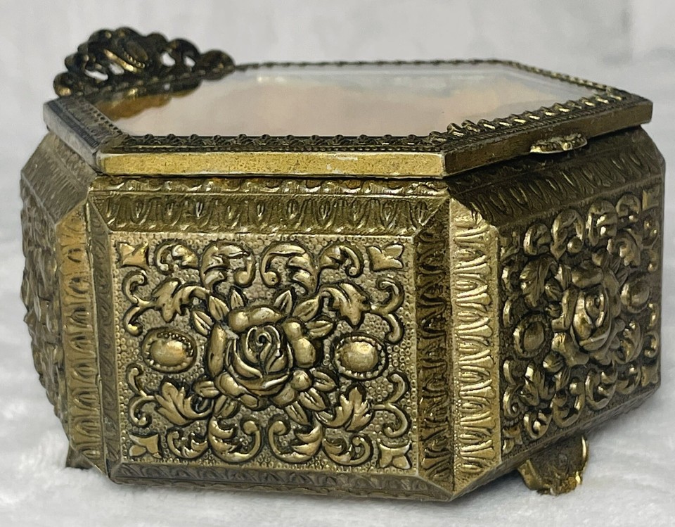 Ornate Trinket Box Victorian Gold Toned Jewelry Hollywood Regency ...