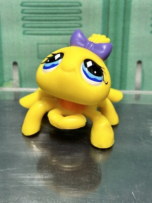LPS Littlest Pet Shop #593 Yellow Spider Purple Bow Blue Diamond Eyes 1 ...