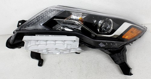 OEM Left Driver Side Halogen Headlamp For Nissan Pathfinder 26060-9PF9A ...