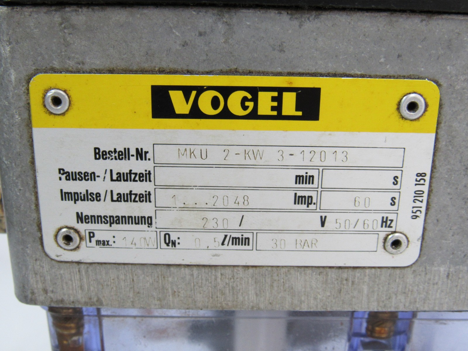 VOGEL MKU 2-KW 3-12013 HYDRAULIC PUMP / MOTOR 230V 50-60HZ 0.5l / min ...