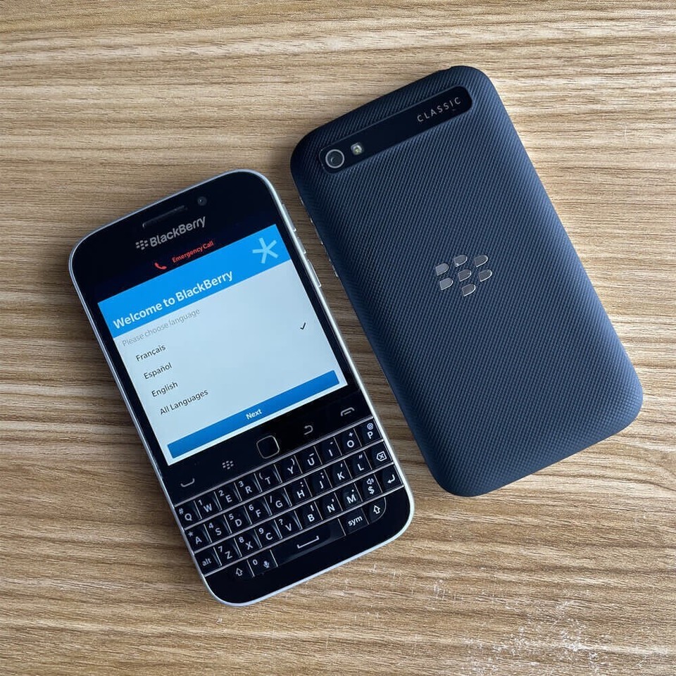 BlackBerry Classic Q20 16GB+2GB RAM Unlocked LTE Qwerty Keyboard ...