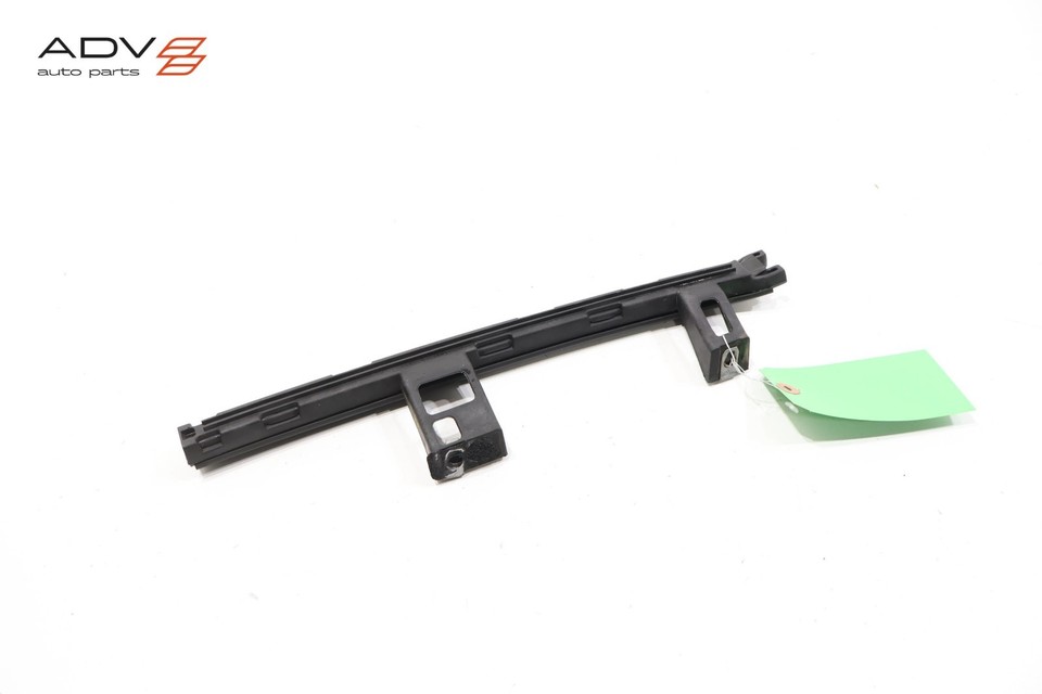 15-20 CHEVROLET SUBURBAN REAR RIGHT DOOR WINDOW GLASS FORWARD GUIDE ...