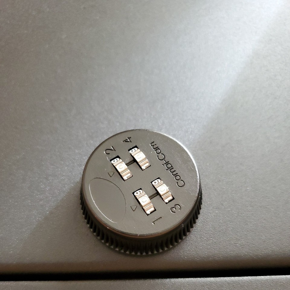 New OEM Steel Console Mounted Safe Fit '21-'24 GMC Sierra 1500 84081567 ...