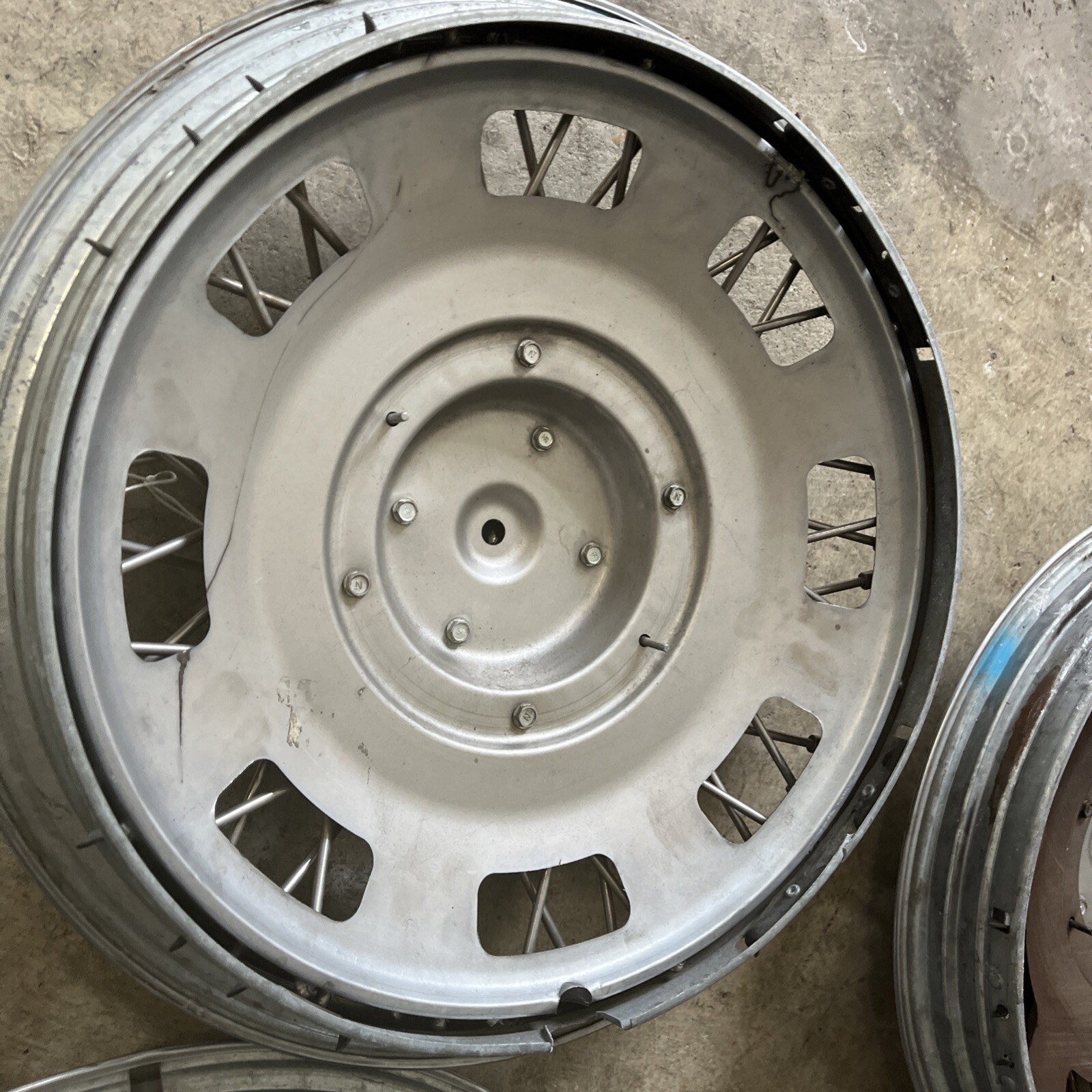 Buick Wire Wheel Spoke Hubcaps 1980s 13” Set Of 4 Intact. | eBay
