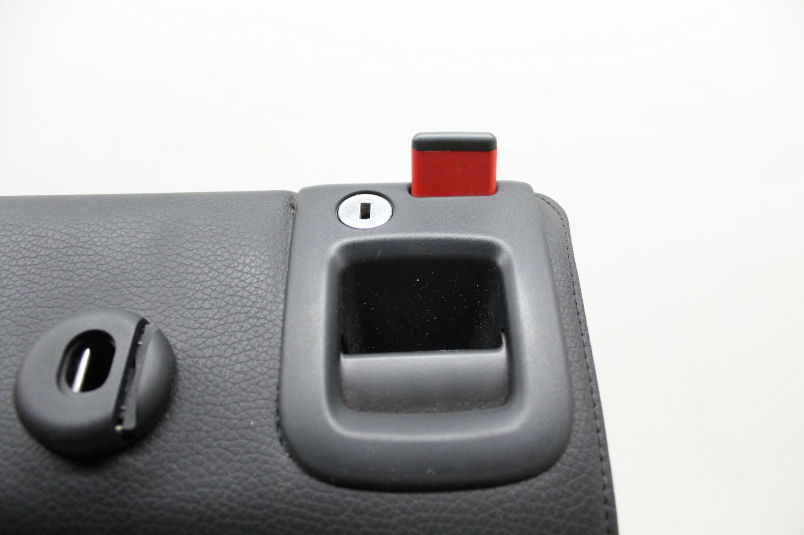 10 VW CC REAR LEFT UPPER SEAT SECTION BEIGE BLACK OEM 09 11 12 13 14 15 ...