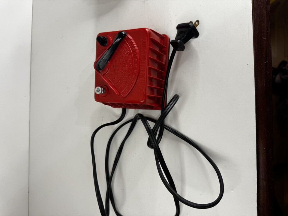 Vtg Lionel Type 4851 Trainmaster Train Toy Transformer AC Red (AS IS ...