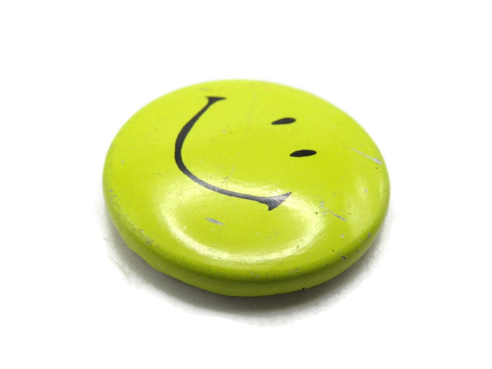 Yellow Smiley Face Button | eBay UK
