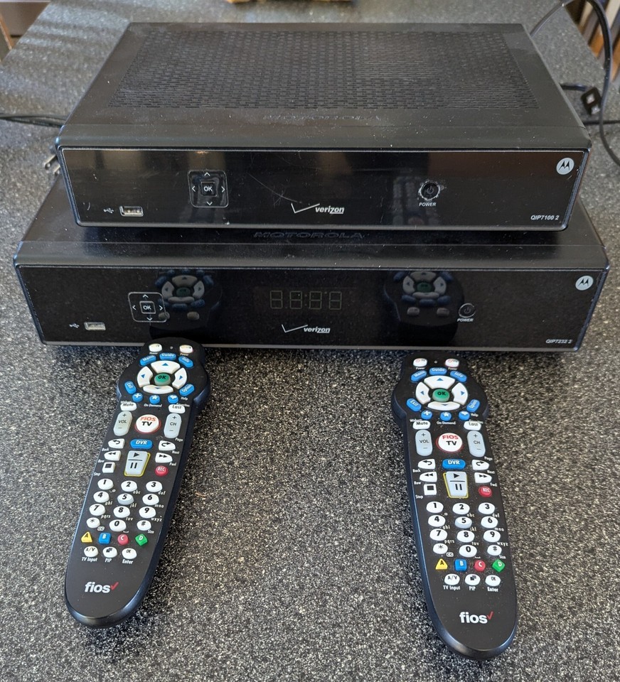 2 Motorola Verizon Set Top Boxes with 2 Remotes / QIP7232 / QIP7100 | eBay