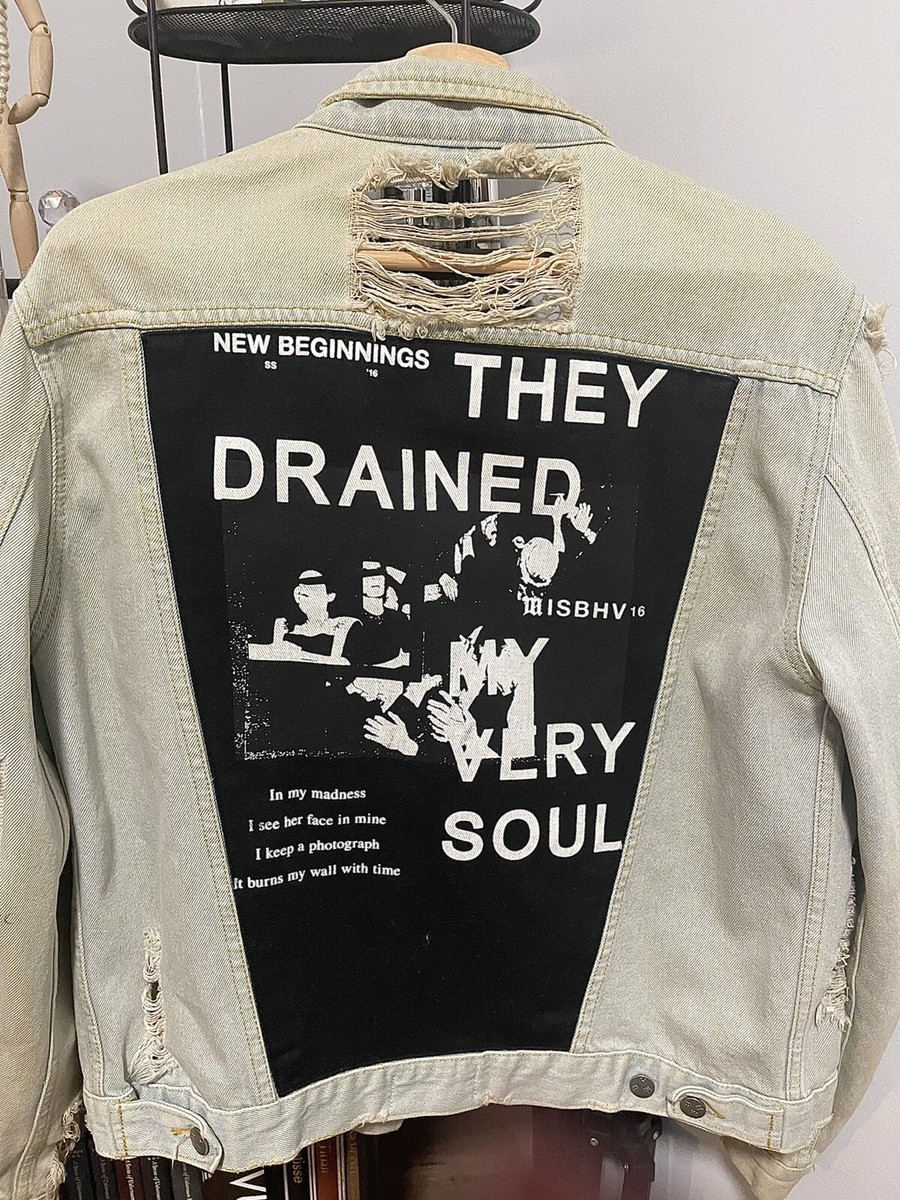 Drained Look Nemesis Now Unveils New IT Pennywise Drain Figurine