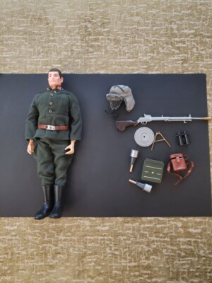 Vintage 1964 Hasbro GI Joe Soldiers of the World - Russian Infantryman ...