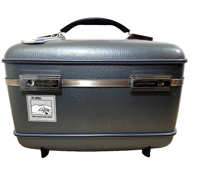 VTG American Tourister Blue Hard Shell Train/Makeup Case W/ Tray - WO ...