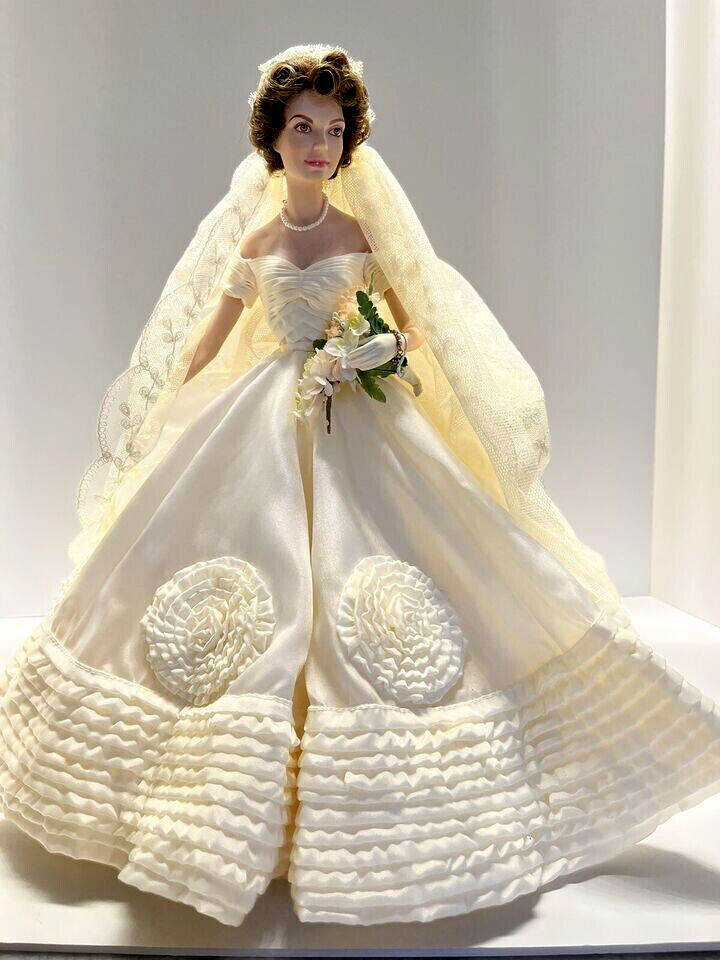 RARE Franklin Mint "Jackie Kennedy Bride" doll, 16", Stunning! | eBay