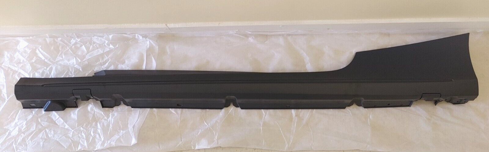 New Genuine OEM Mercedes-Benz 2017-23 C-Class Rocker Panel Guard ...