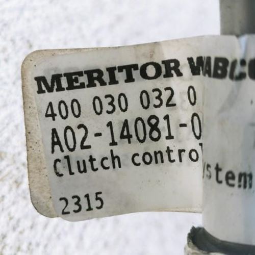 Wabco Clutch Control Slave Cylinder & Hose - P/N A02-13133-000 | eBay