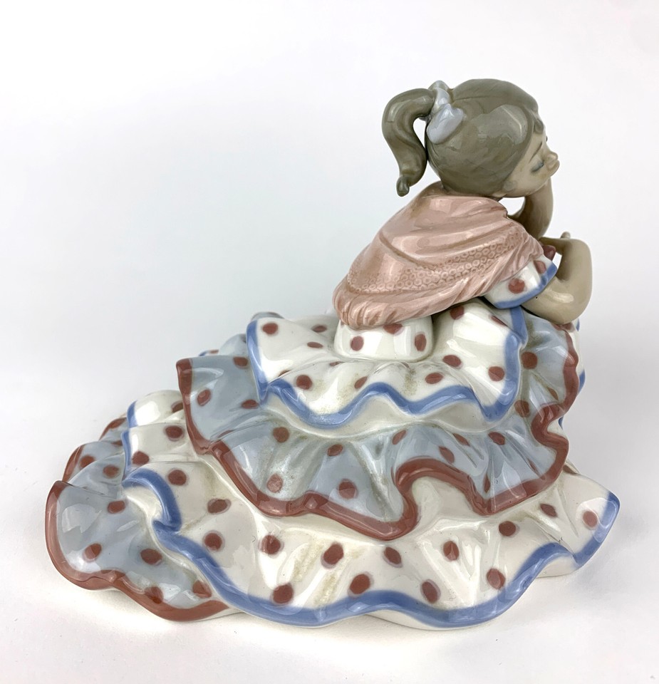Lladro Spain Flamenco Dancer #5389 Deep In Thought Valencian Girl ...