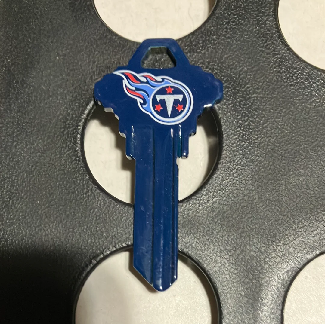 New Uncut Tennessee Titans Multicolored Sports House/Entry Key Blank ...