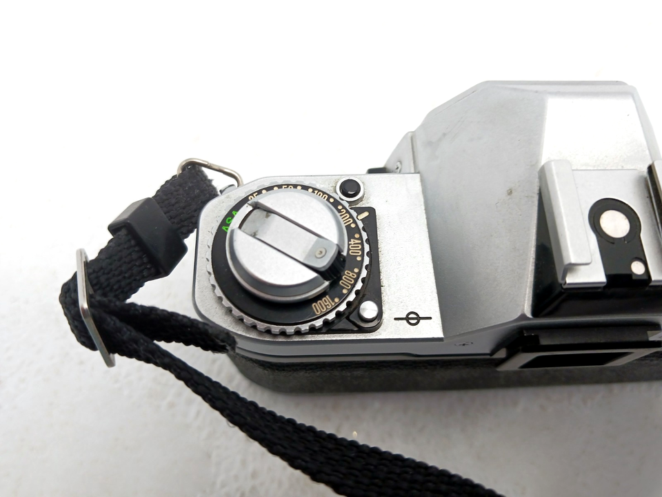 Canon AV-1 35mm SLR Film Camera Body Only Vintage Cam 1970s - WORKS | eBay