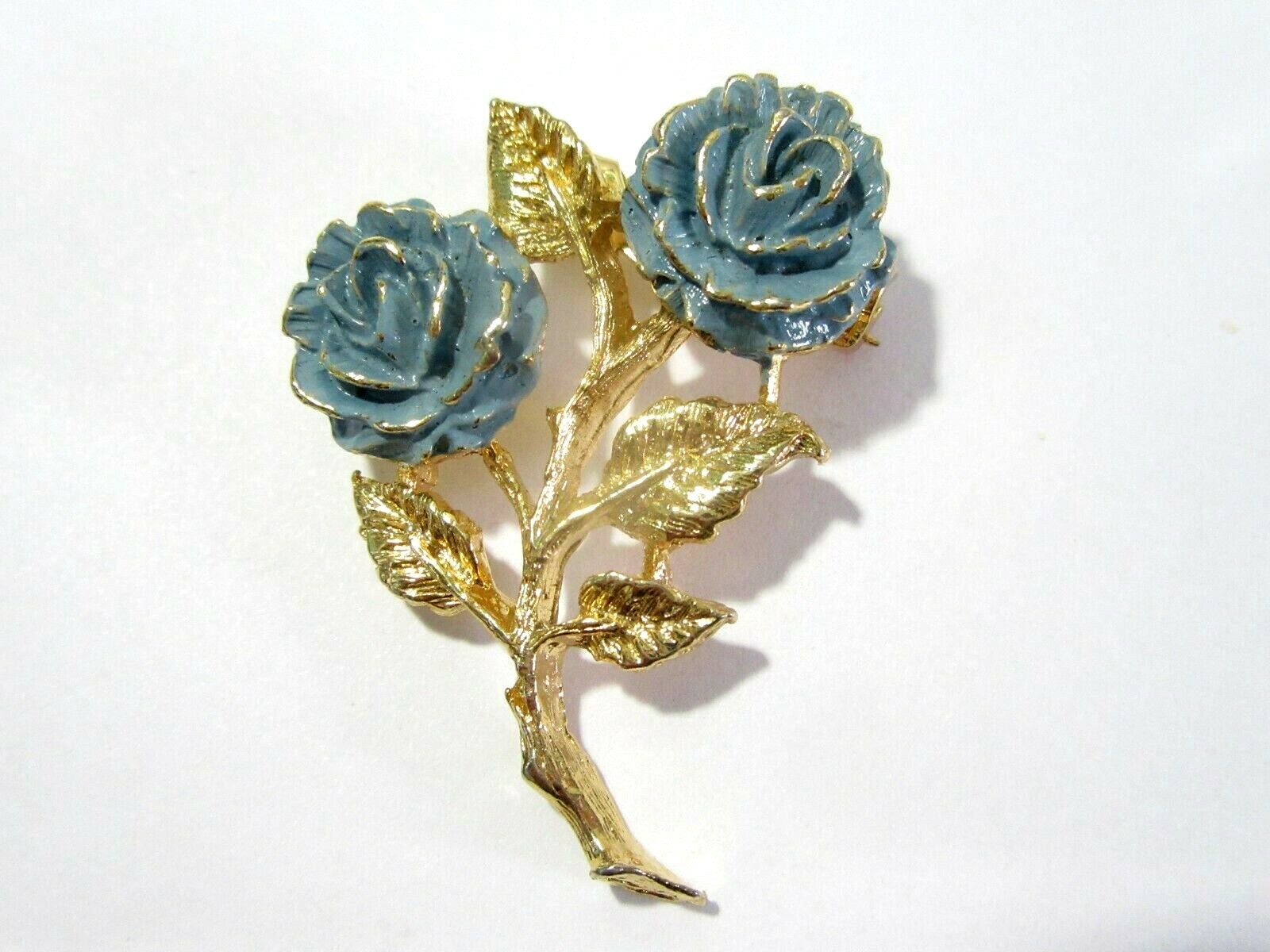 SIGNED GERRY'S VINTAGE BLUE ROSES FLOWER PIN - Gem