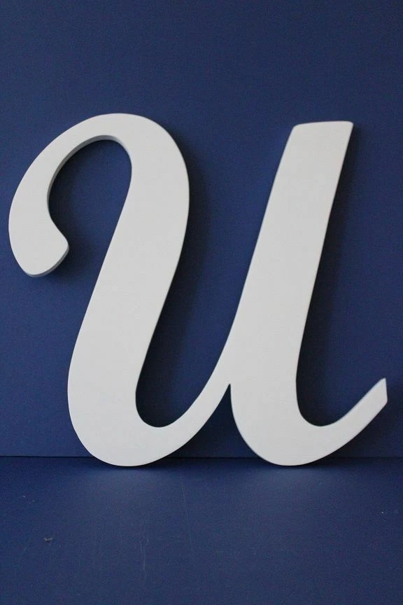Script Letter U