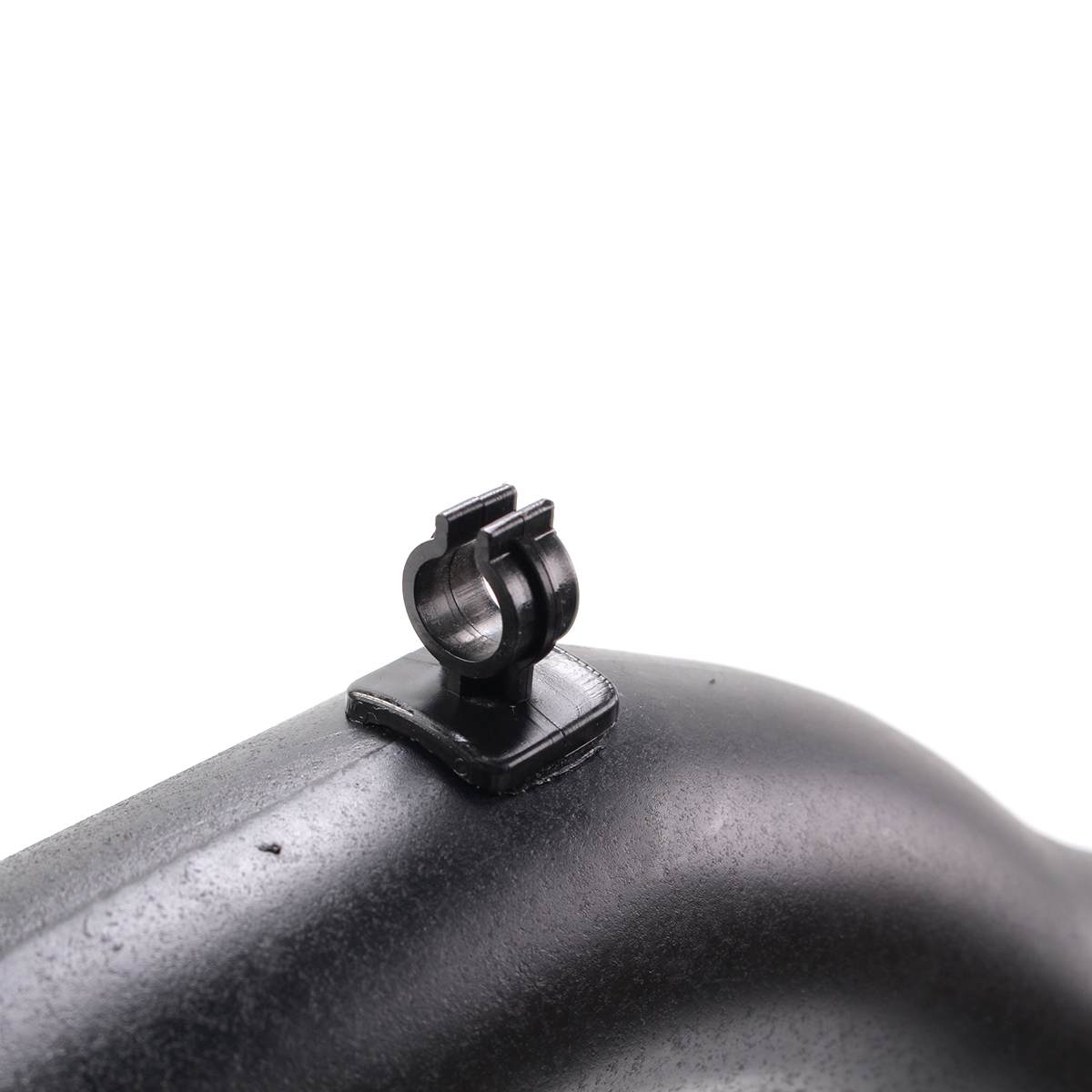 39017739 AIR CLEANER OUTLET HOSE for 2016-2019 Chevrolet Cruze 1.4L ...