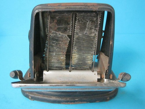 AWESOME VINTAGE VICTORIAN TOASTER BY BERSTED MFG CO MODEL 66 RARE BLACK ...