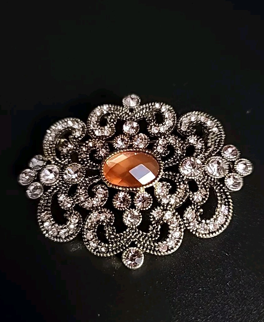 Monet Signed Brooch Pin Beautiful Pink Sparkling - Gem