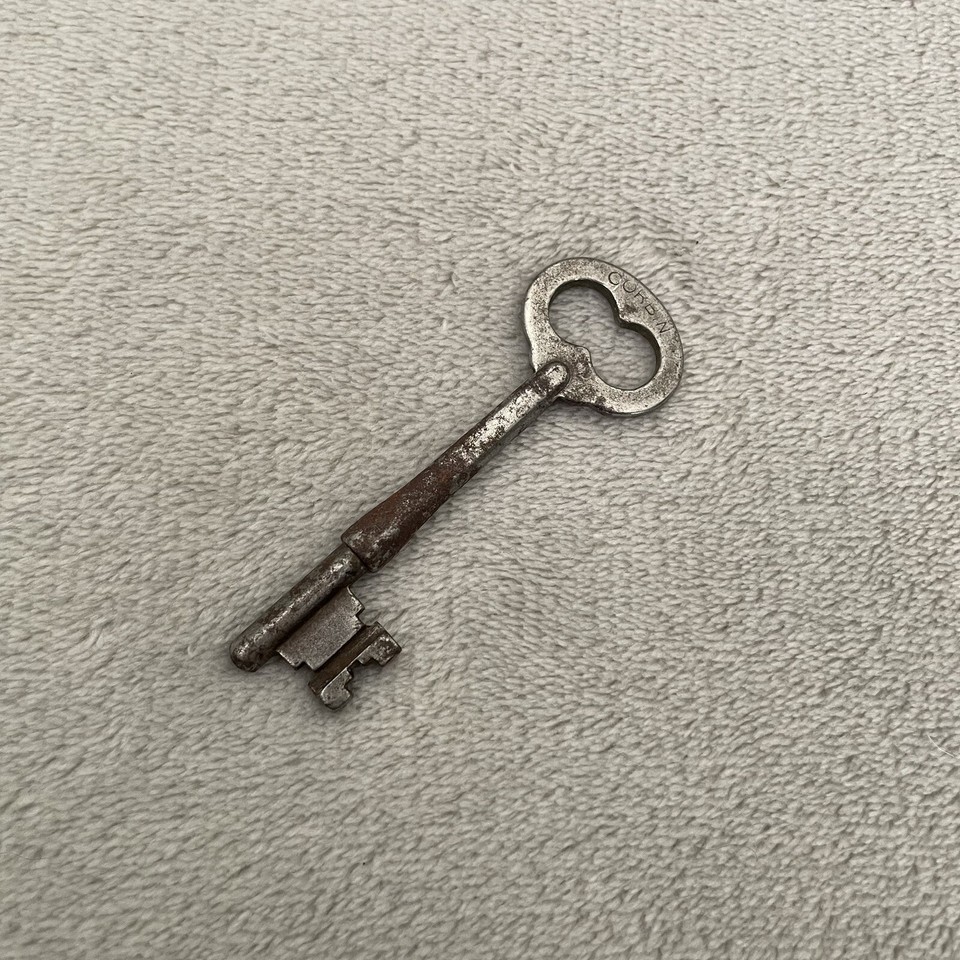 Antique Corbin DT 19 Mortise Lock Skeleton Key Solid Barrel Open Bow 2. ...