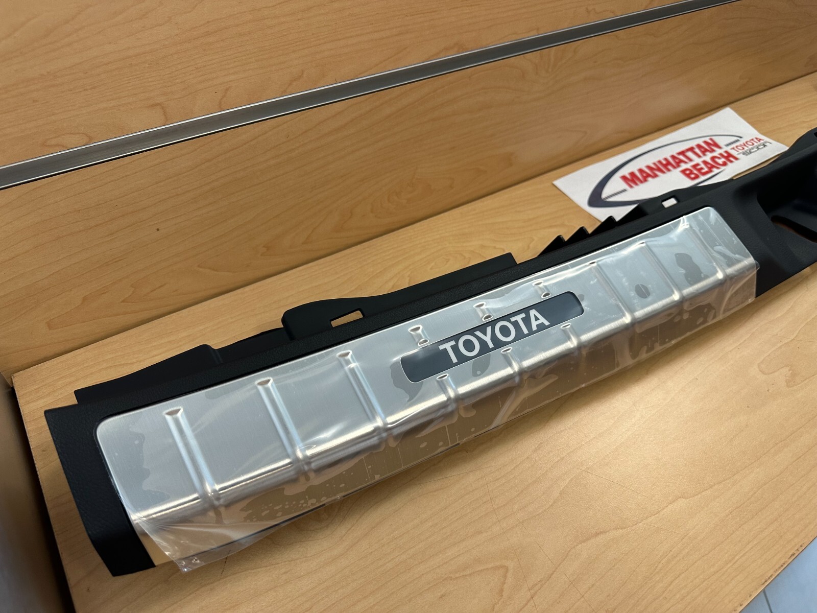 24-25 GRAND HIGHLANDER STAINLESS STEEL ILLUMINATED REAR CARGO SILL OEM ...