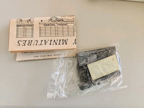 X1 Jordan Products 360-209 HO Highway Miniatures 1923 Mack Stake Truck ...