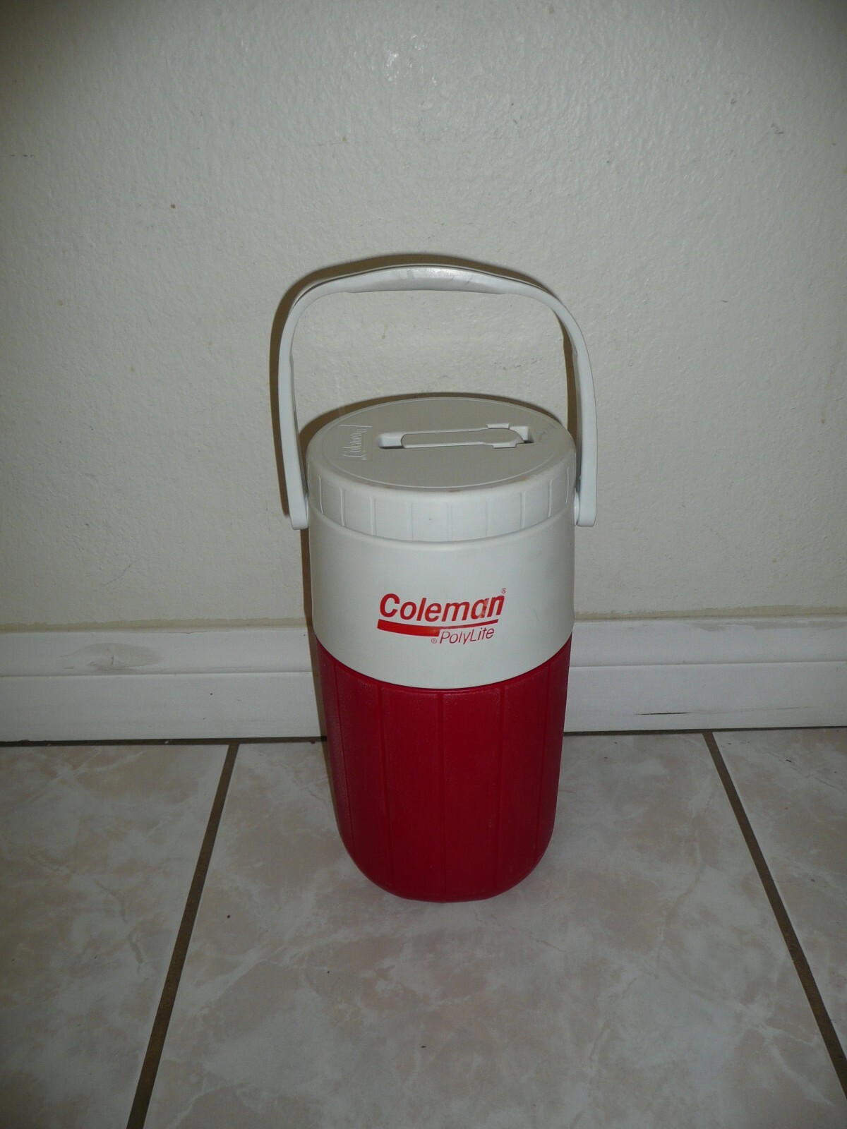 Vintage Coleman Polylite Half Gallon Thermos Jug w Spout #5590 Red | eBay
