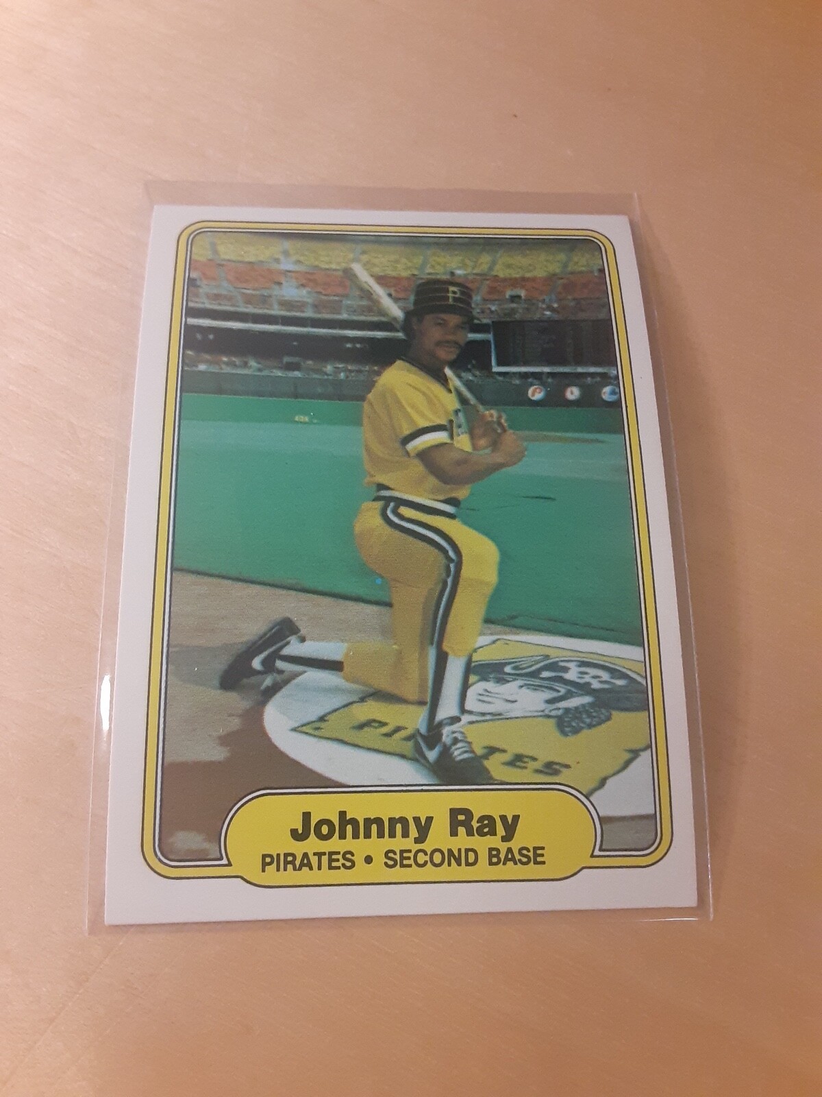 1982 Fleer #492 JOHNNY RAY Pittsburgh Pirates ROOKIE Baseball Card ...