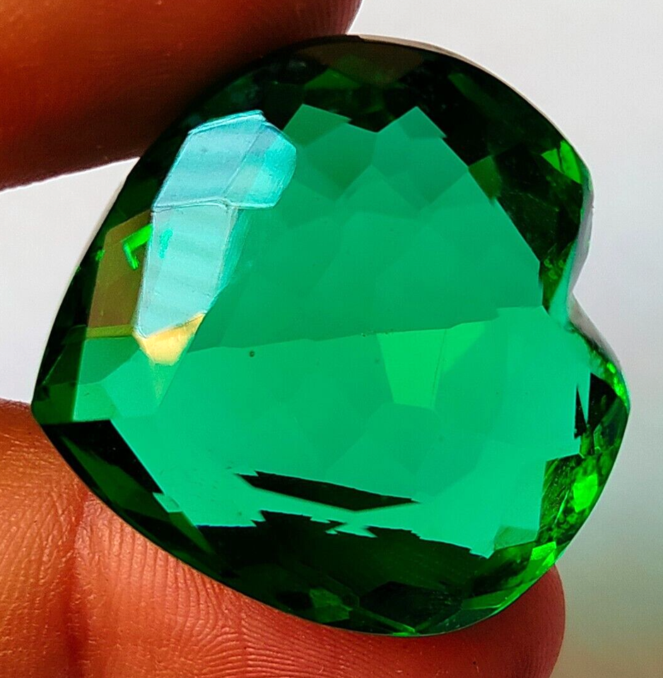 AAA+ Large Green Emerald 88.00 Ct. Heart Cut Loose Gemstone Gift for ...