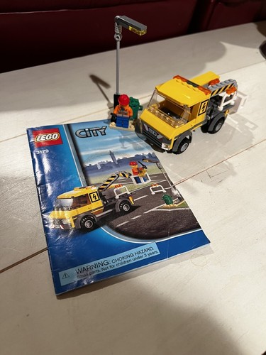 LEGO 3179 City Repair Truck 100% Complete With MiniFigure & Instruction ...