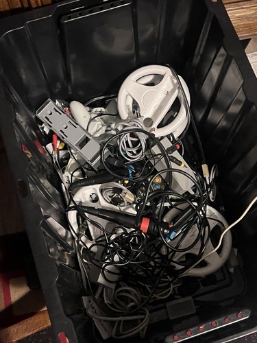 Lot of Misc Video Game Accessories Cords Controllers Miscellaneous ...