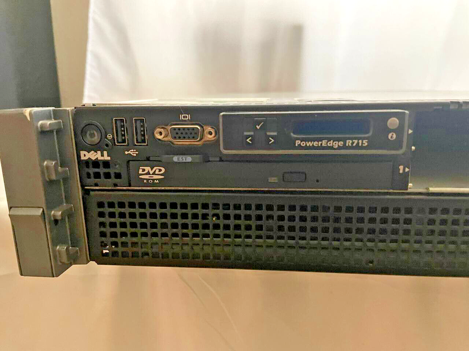 Dell PowerEdge R715 2x AMD Opteron 6174 12-Core 32GB RAM ECC 2X 750W ...