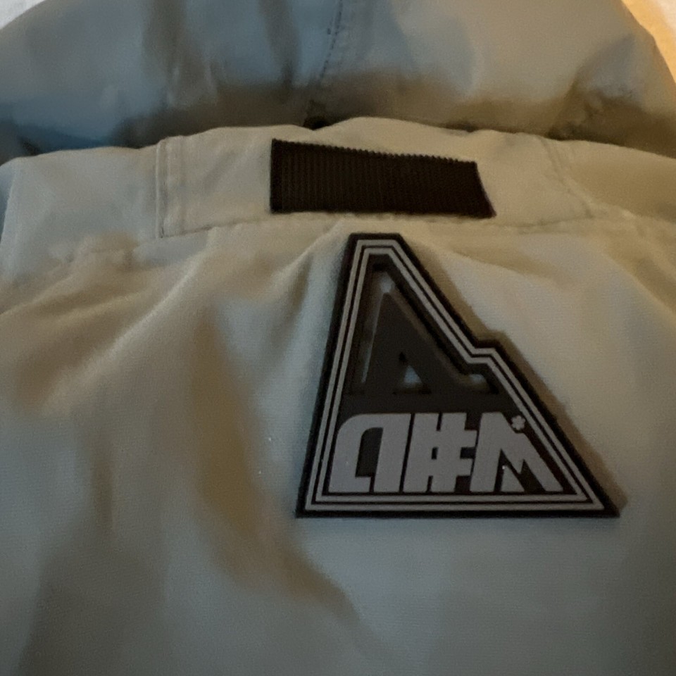 Very Rare Alphanumeric Snowboarding Jacket 20,000mm W/Fleece Logo Liner ...