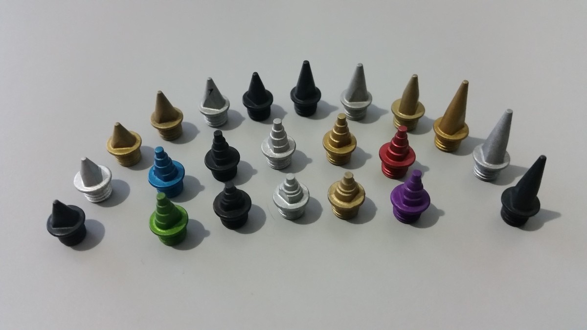 Christmas Tree Spikes Track Pins: Choosing The Right Size And Style
