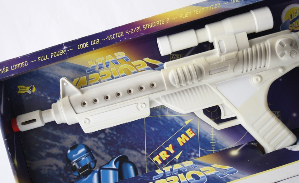AMAZING DESIGN VINTAGE 90'S SPACE GUN GALAXY 18" COSMIC PISTOL SIMBA ...