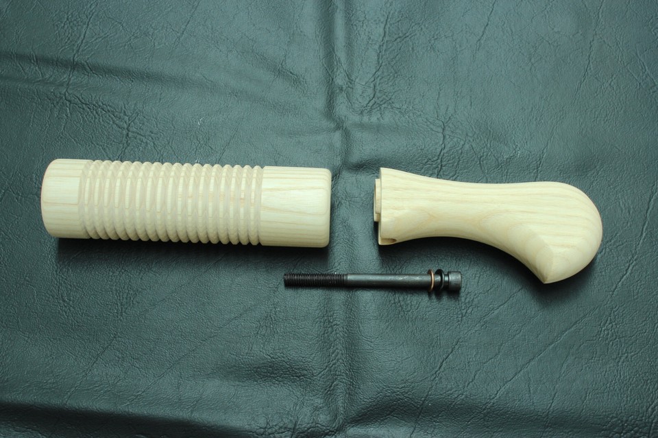 MOSSBERG 590 SHOCKWAVE 12 GA WOOD STOCK & FOREND BIRDSHEAD UNSTAINED ...