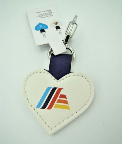 Aldi Gear 2024 Quarter Holder Keeper Key Chain - Heart - White New With ...