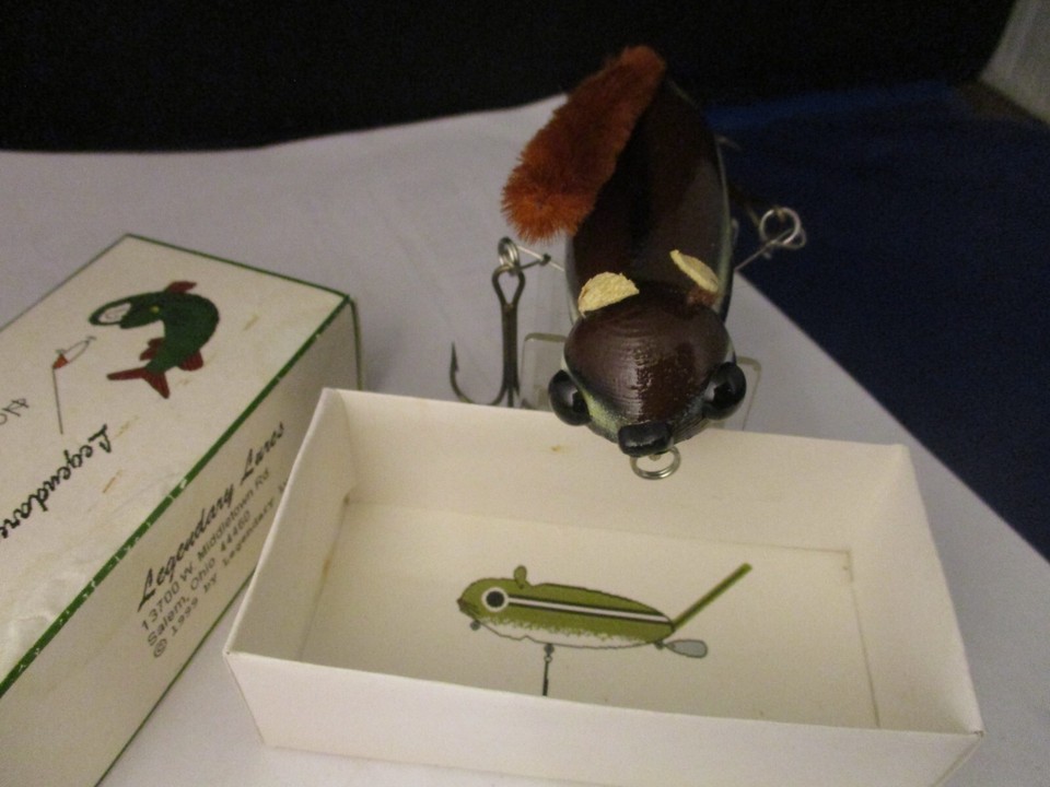 VINTAGE CUSTOM WOOD CHIPMUNK FISHING LURE W BOX LEGENDARY LURES LARRY ...