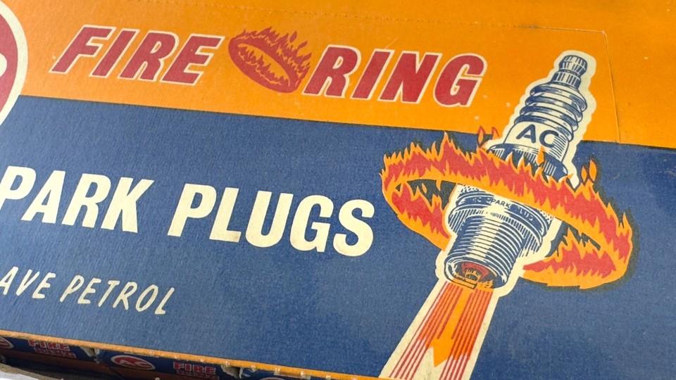 10 Vintage AC Delco Fire Ring 45 Spark Plugs w/Boxes & Display - No ...