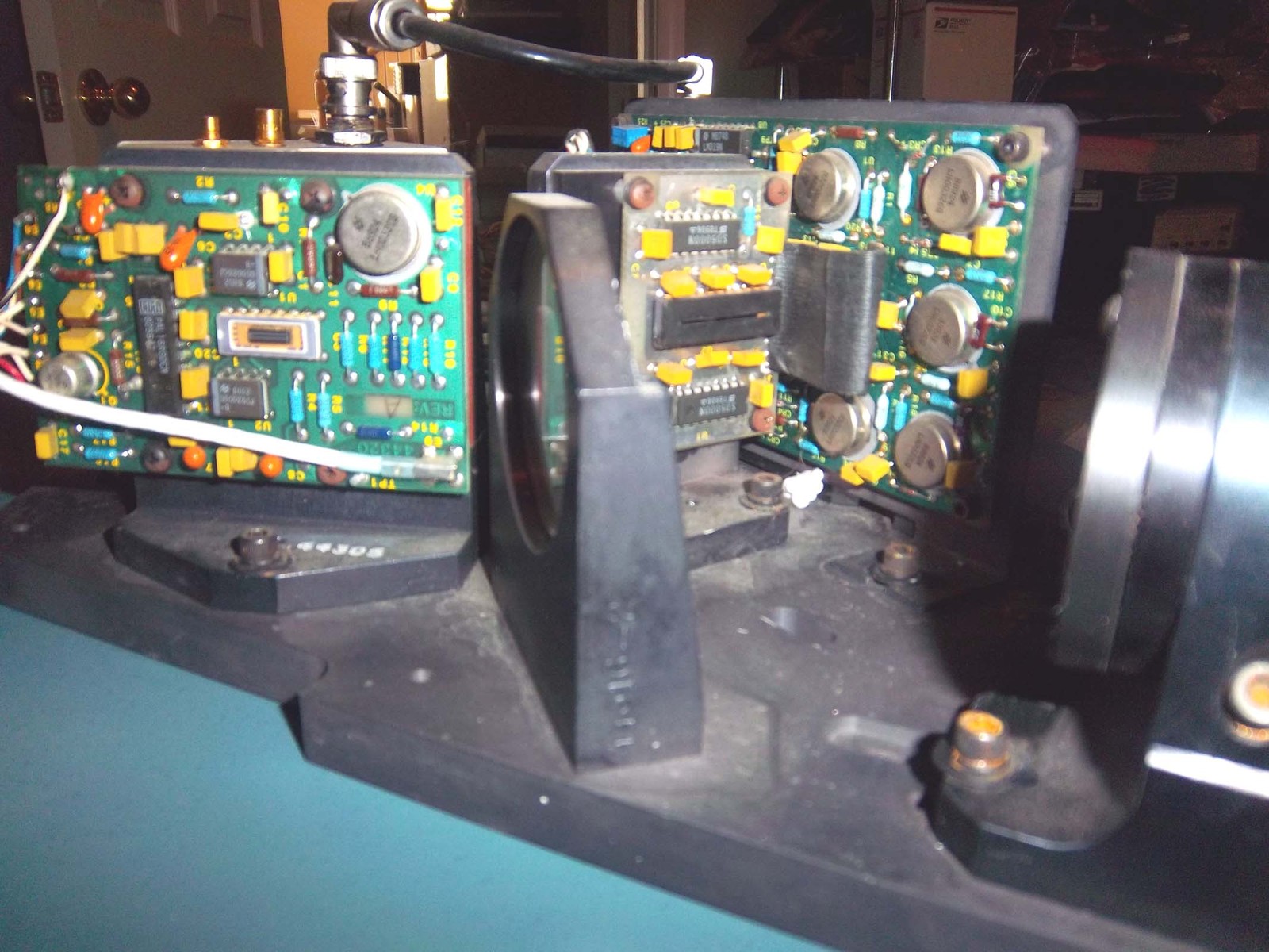 Acousto Optical System w/ Isomet AOM 1205C-2-804 modulator and Driver ...