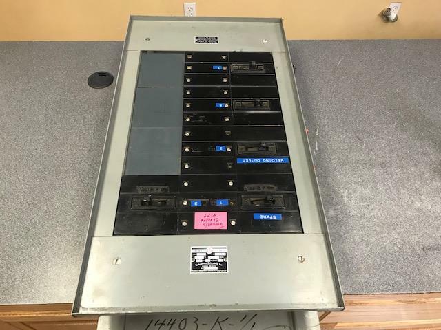 Trumbull Electric C-996239 Type: NCB324L, 200A, Breaker Panel | eBay