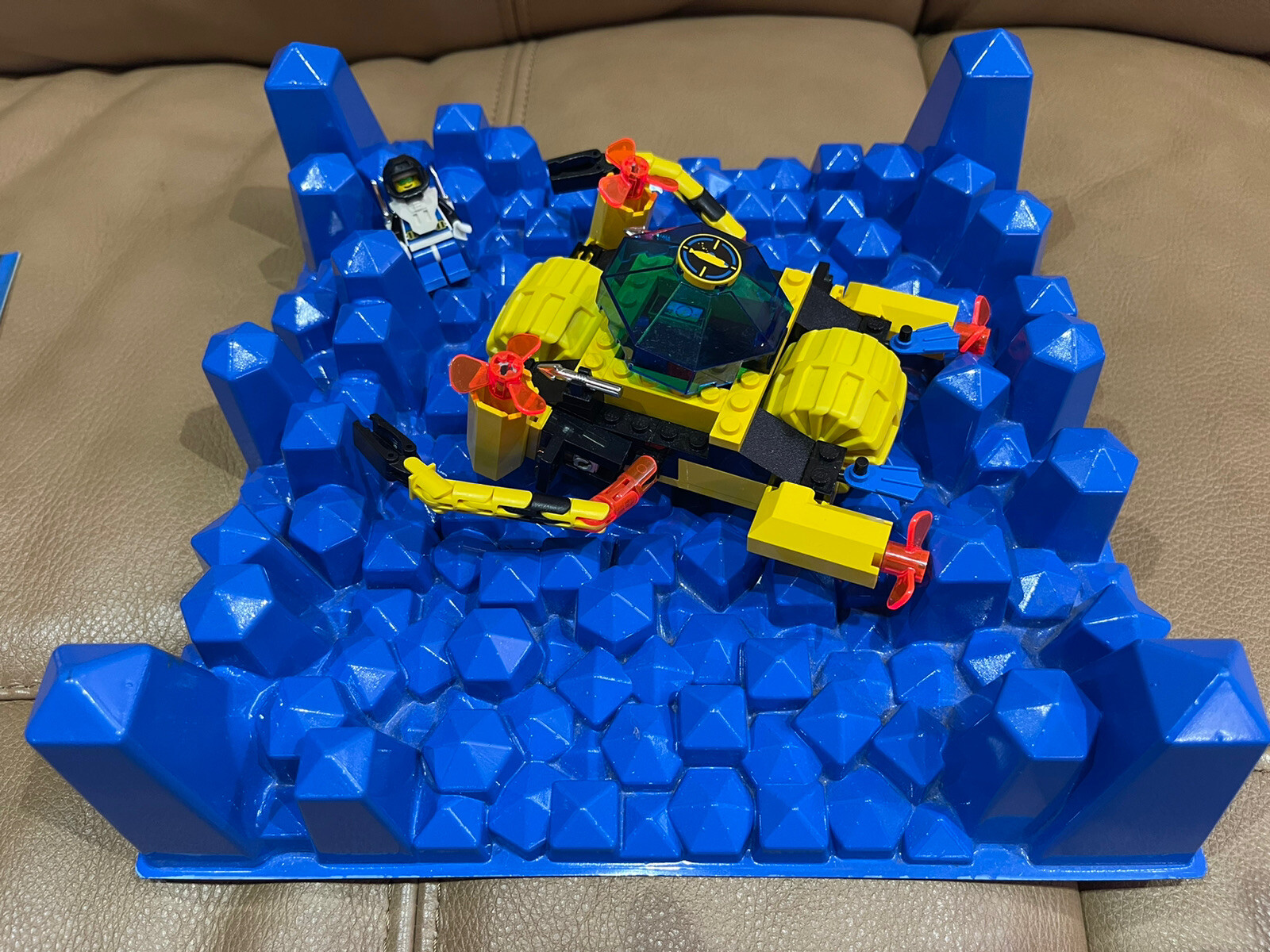 LEGO 6145 1728 Aquazone Crystal Crawler With Raised Aqua Playscape - No ...