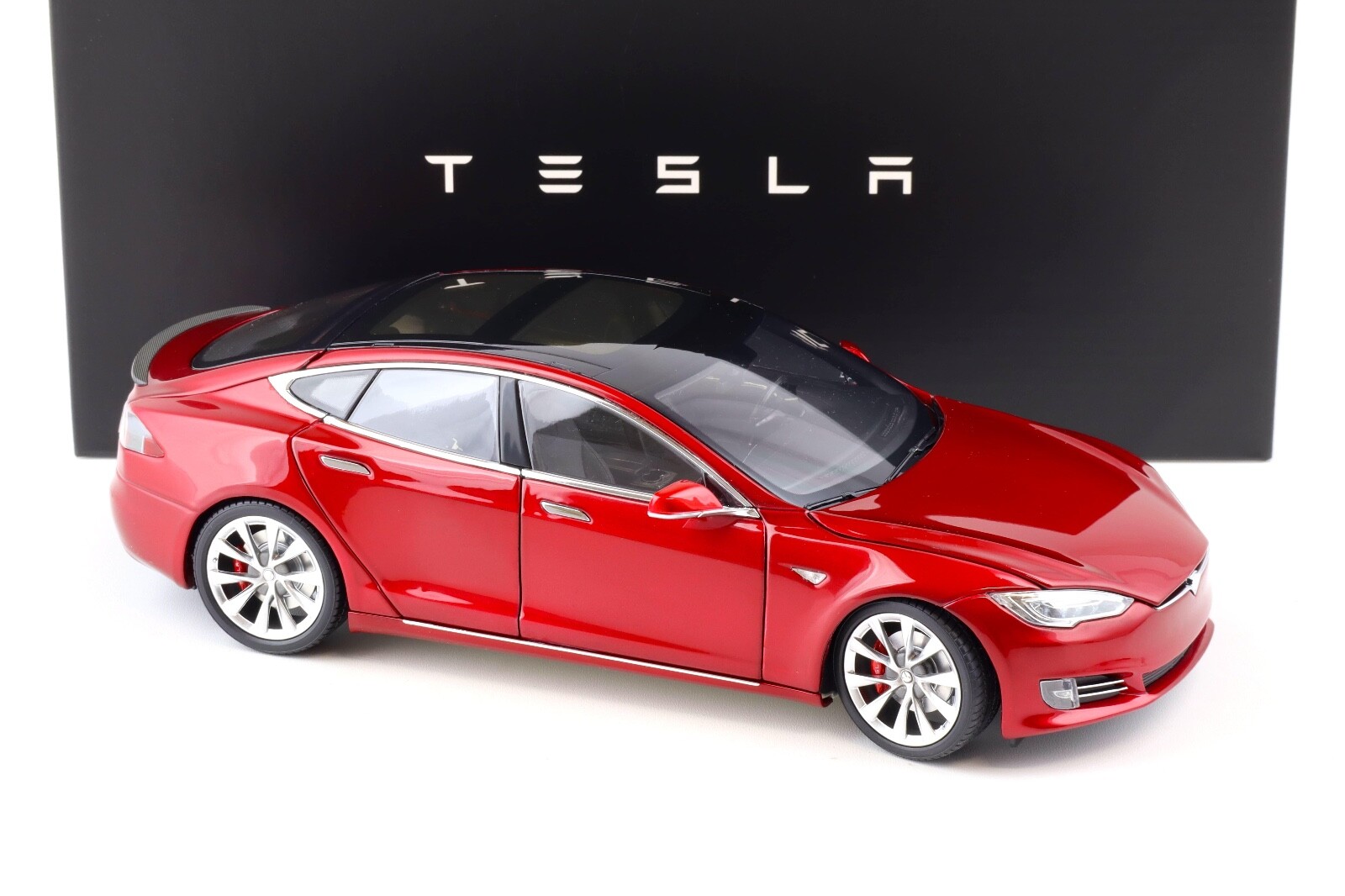 Tesla Model S Diecast 1 18 Scale P100d Red for sale online | eBay