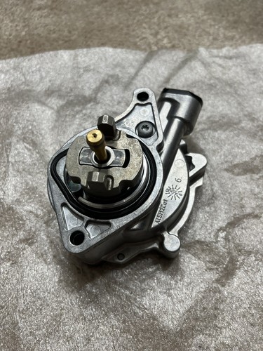 New Genuine OEM Jaguar Land Rover 3.0L 5.0L vacuum pump AJ813786 | eBay