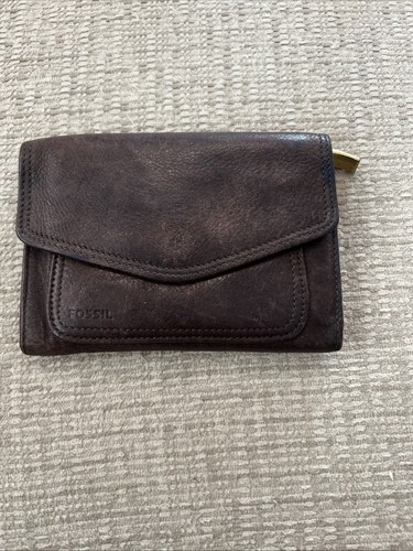 Fossil vintage wallet Brown Zip Pocket With Credit Card Holders 5.5x4x1 ...